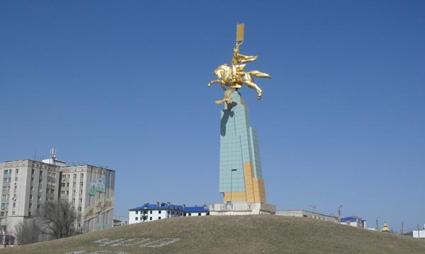 Памятники Элисты - достопримечательности Элисты